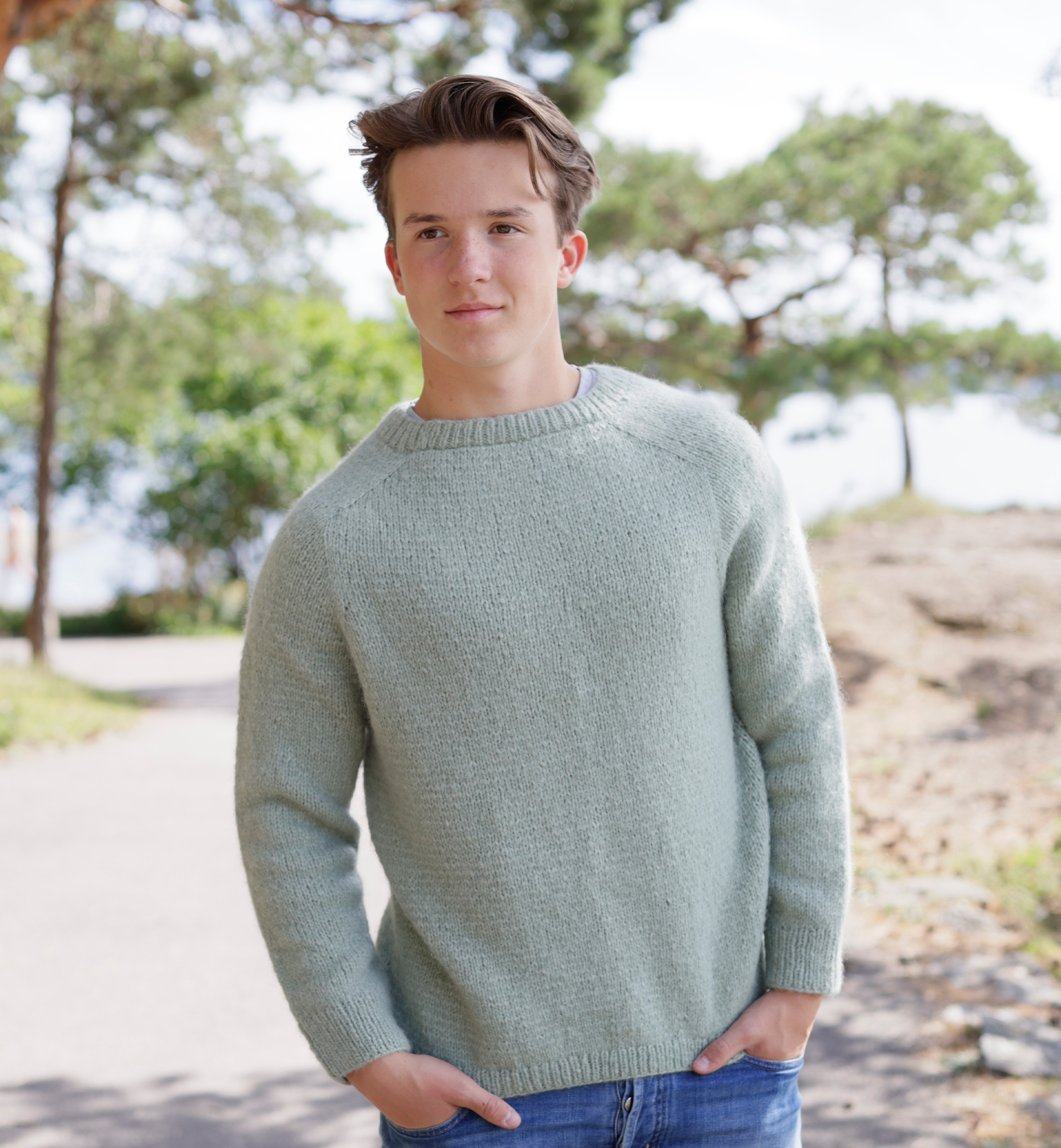 DROPS Design - Knitting patterns, crochet patterns & high quality yarns